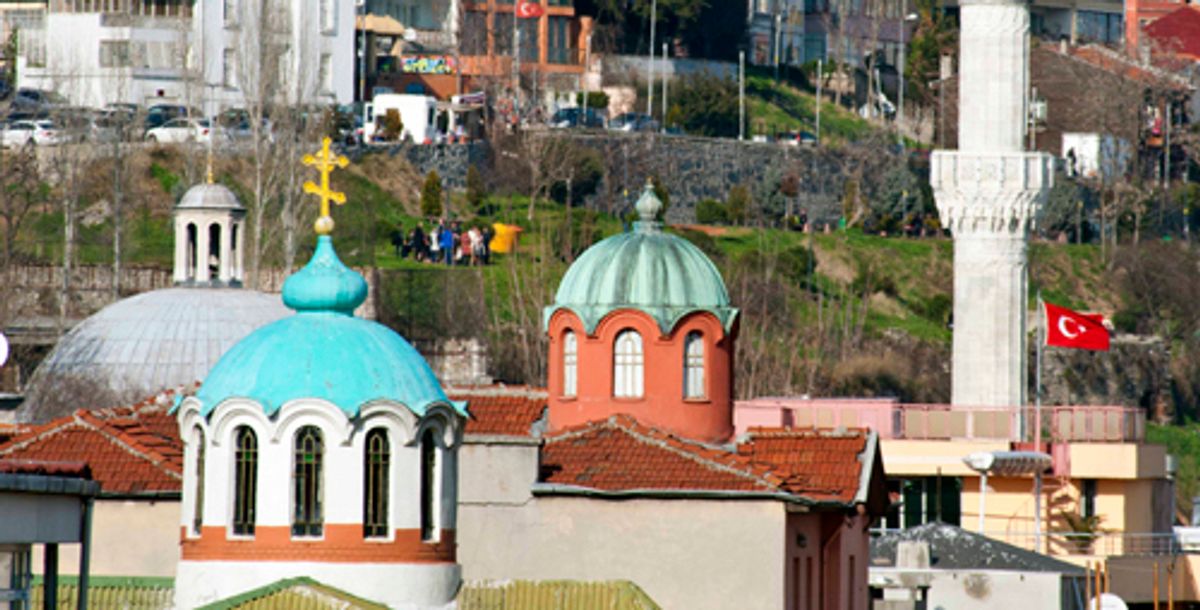 Aposto | Karaköy'deki Çatı Kiliseleri