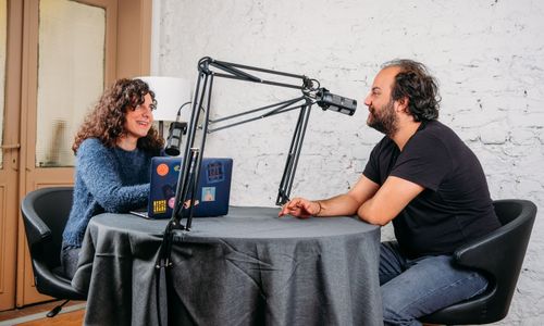 Aposto | Her gün farklı bir sahnede olmak