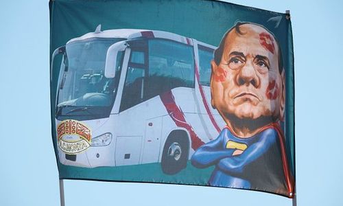 Aposto | "Bunga bunga" Berlusconi